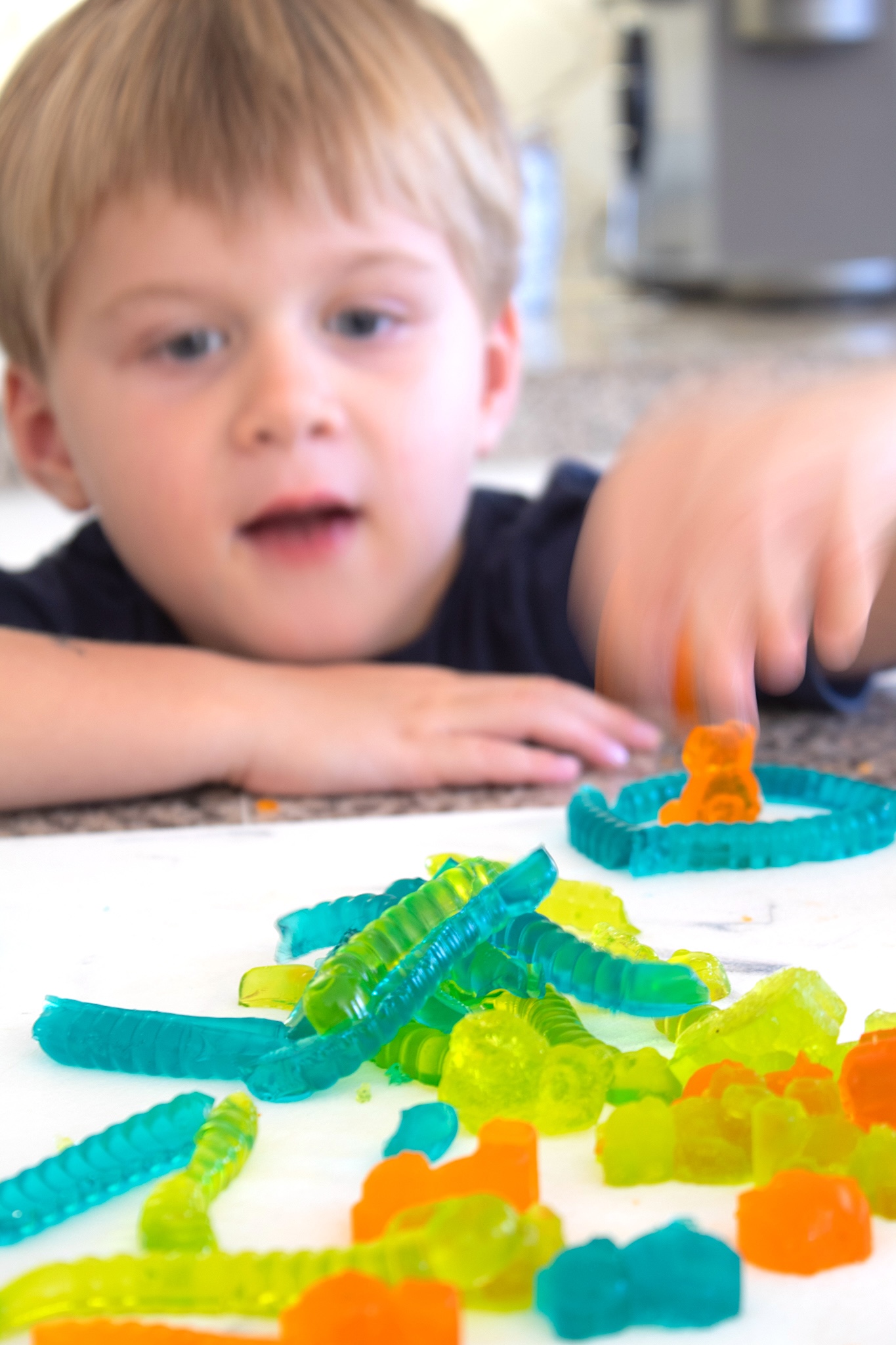 Homemade Gummy Snacks - GigglingFork.com